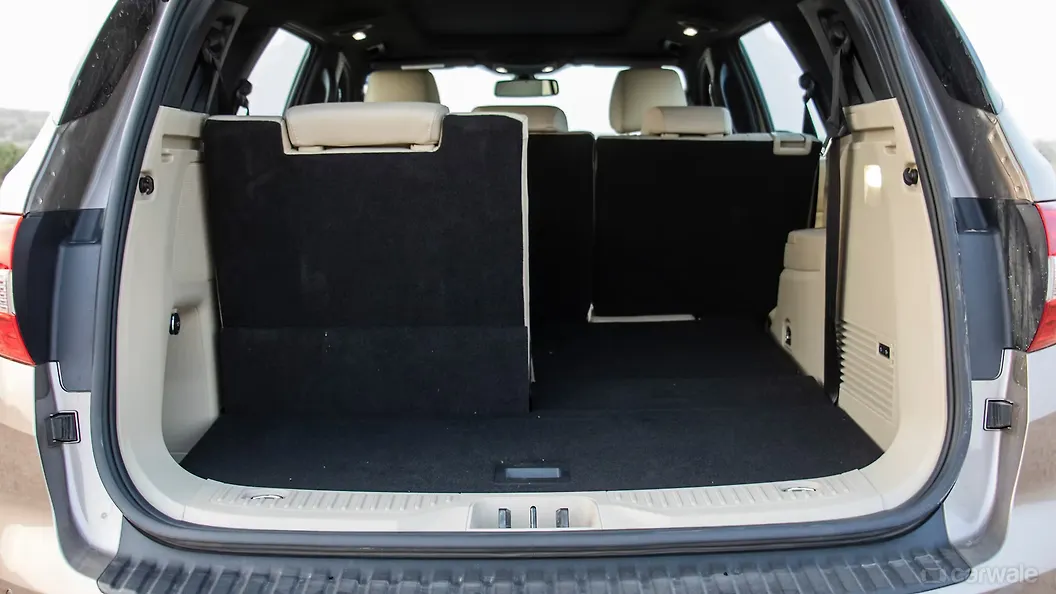 Endeavour Boot Space Image, Endeavour Photos in India - CarWale