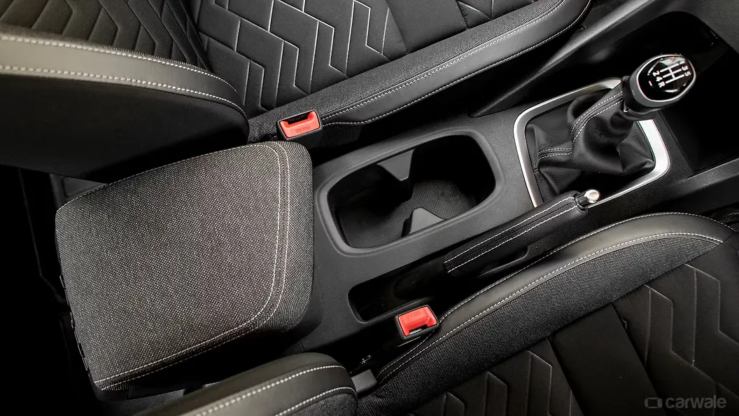 Magnite Center Console/Centre Console Storage Image, Magnite Photos in ...