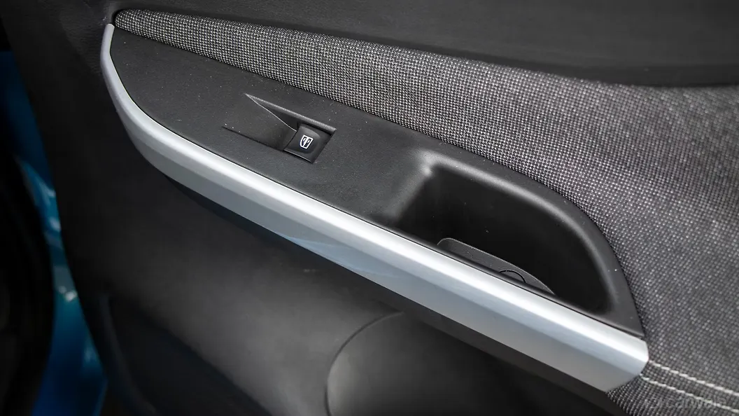 Magnite Rear Power Window Switches Image, Magnite Photos in India - CarWale