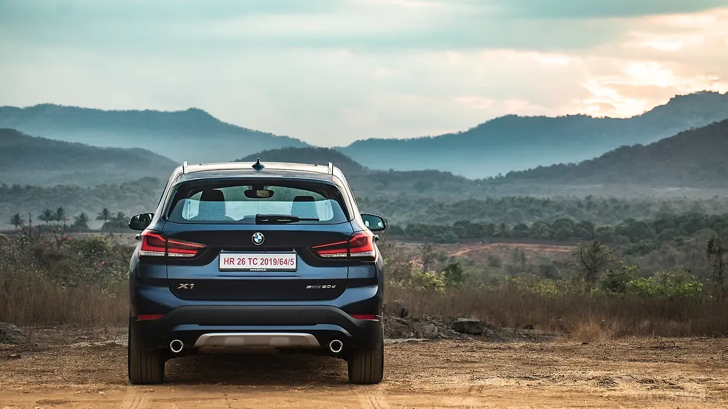 X1 [2020-2023] Rear View Image, X1 [2020-2023] Photos in India - CarWale