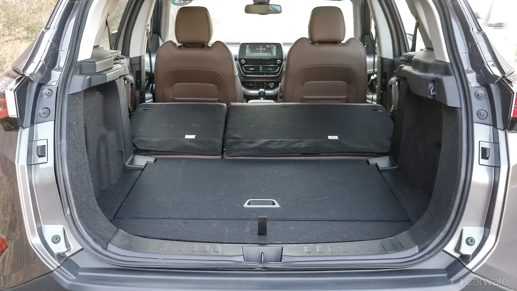 Harrier Boot Space Image, Harrier Photos in India - CarWale