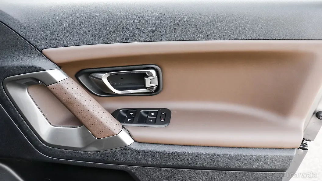 Harrier Logo Image, Harrier Photos in India - CarWale