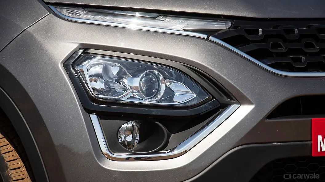 Harrier Tail Lamps Image, Harrier Photos in India - CarWale