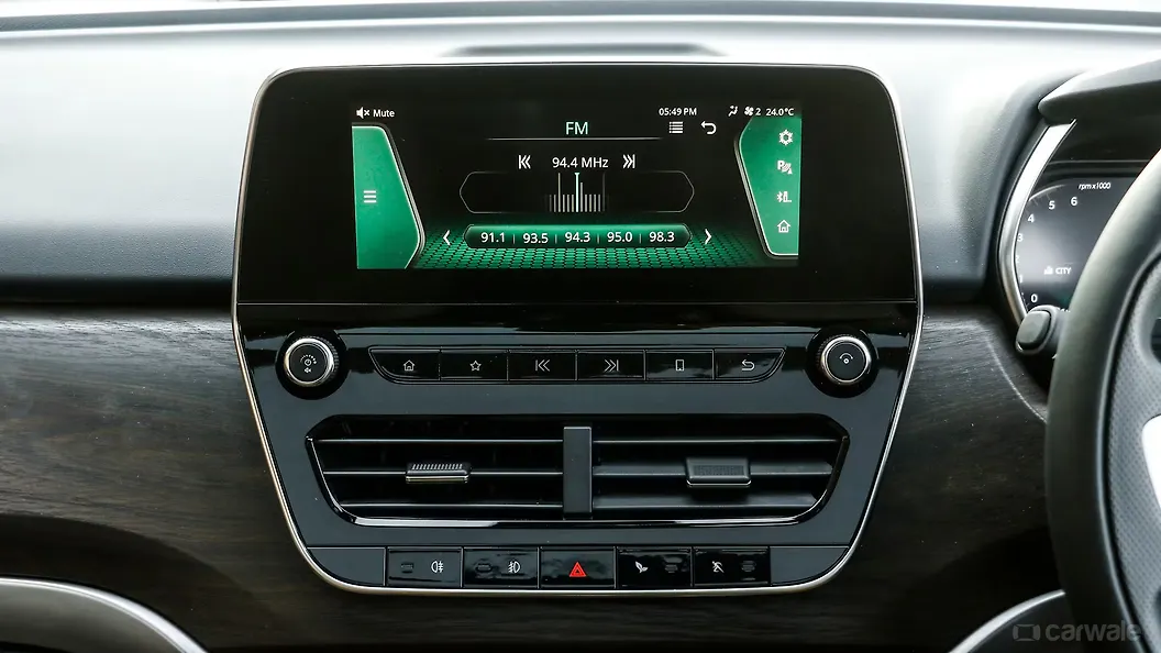 Harrier Instrument Panel Image, Harrier Photos in India - CarWale