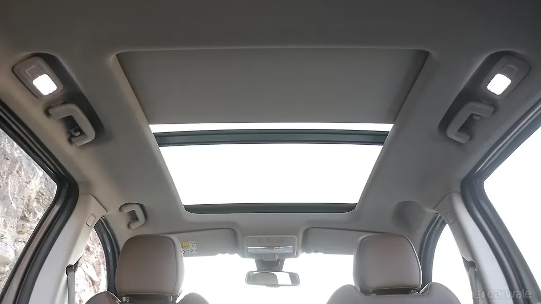 Tata Harrier Images, Interior & Exterior Photo Gallery - CarWale