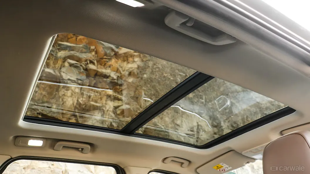 Harrier Interior Image, Harrier Photos in India - CarWale