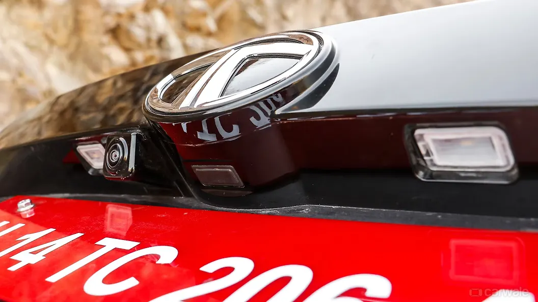 Harrier Logo Image, Harrier Photos in India - CarWale