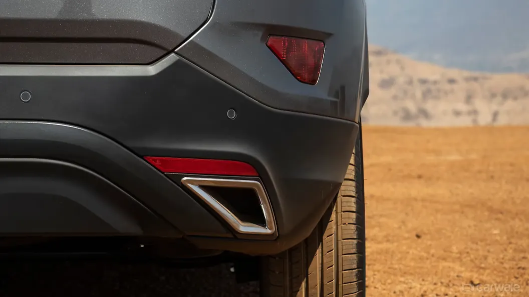 Harrier Rear Bumper Image, Harrier Photos in India - CarWale