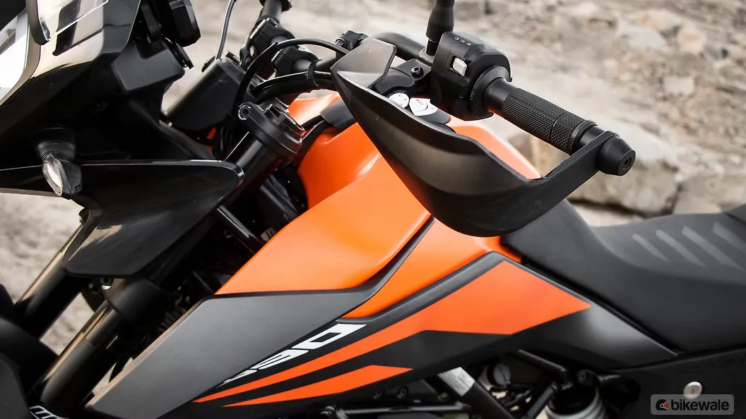 KTM 390 Adventure [2021] Fuel Tank Image – BikeWale