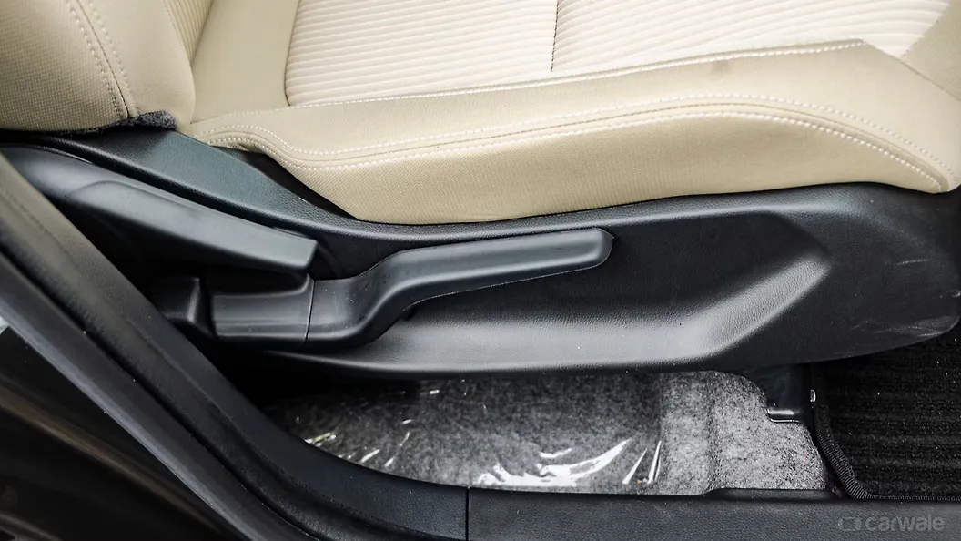 Amaze Rear Row Seat Adjustment Manual Image, Amaze Photos in India ...