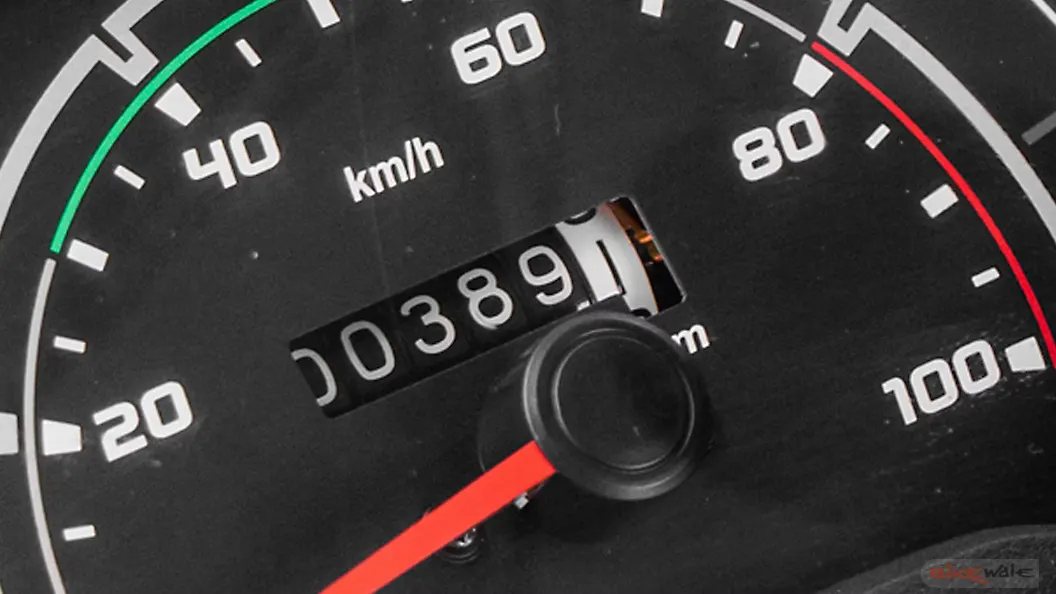 TVS Jupiter High Beam Low Beam Switch Image – BikeWale