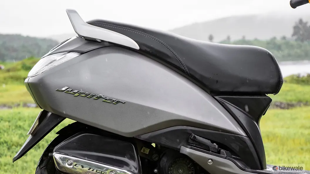 TVS Jupiter Seat Image – BikeWale