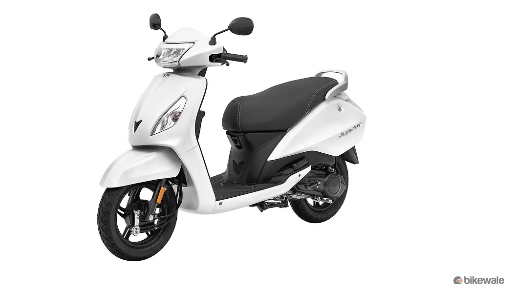 TVS Jupiter Rear Three-Quarter Image – BikeWale
