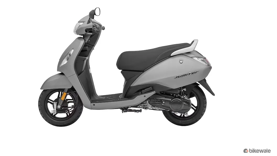 TVS Jupiter Rear Three-Quarter Image – BikeWale