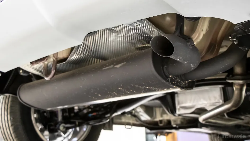 Urban Cruiser Exhaust Pipes Image, Urban Cruiser Photos in India - CarWale