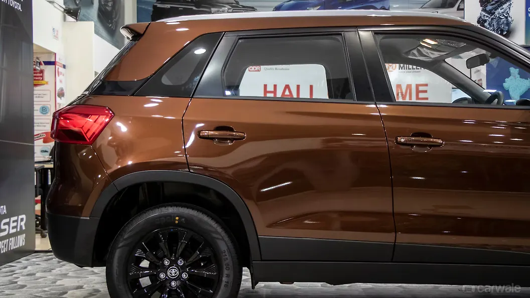 Urban Cruiser Rear Door Image, Urban Cruiser Photos in India - CarWale