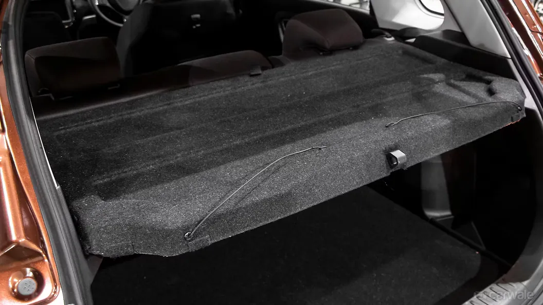 Urban Cruiser Bootspace with Parcel Tray/Retractable Image, Urban ...