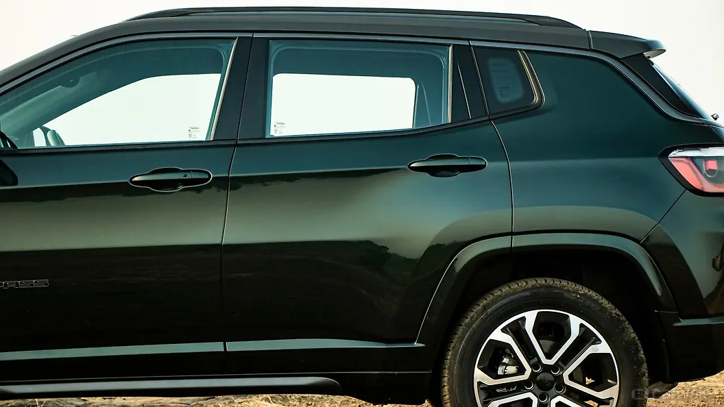 Compass Rear Door Image, Compass Photos in India - CarWale