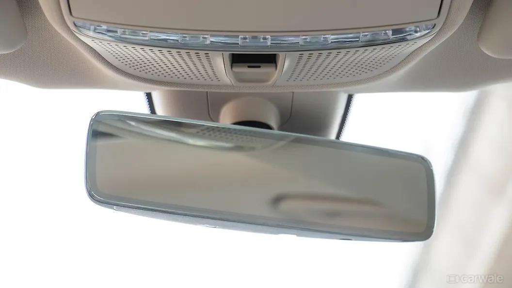 E-Class Inner Rear View Mirror Image, E-Class Photos in India - CarWale
