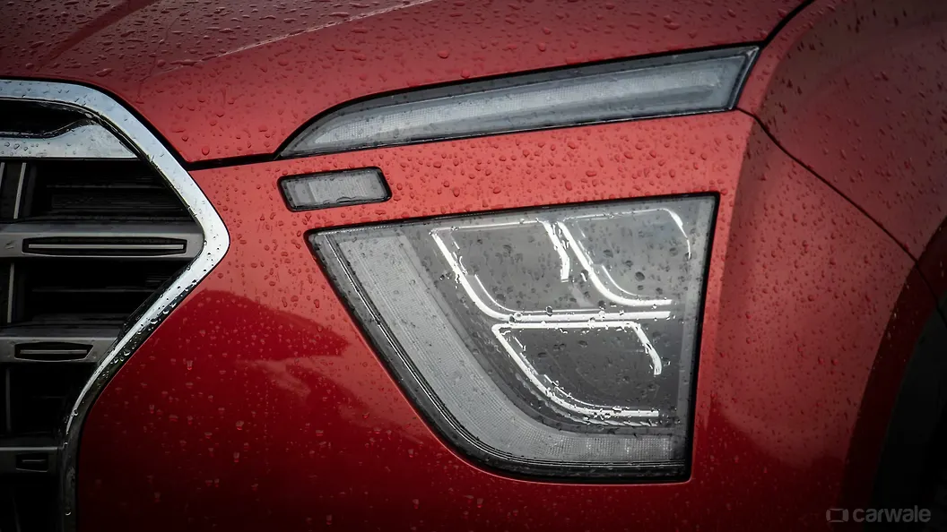 Creta Mirror Image, Creta Photos in India - CarWale