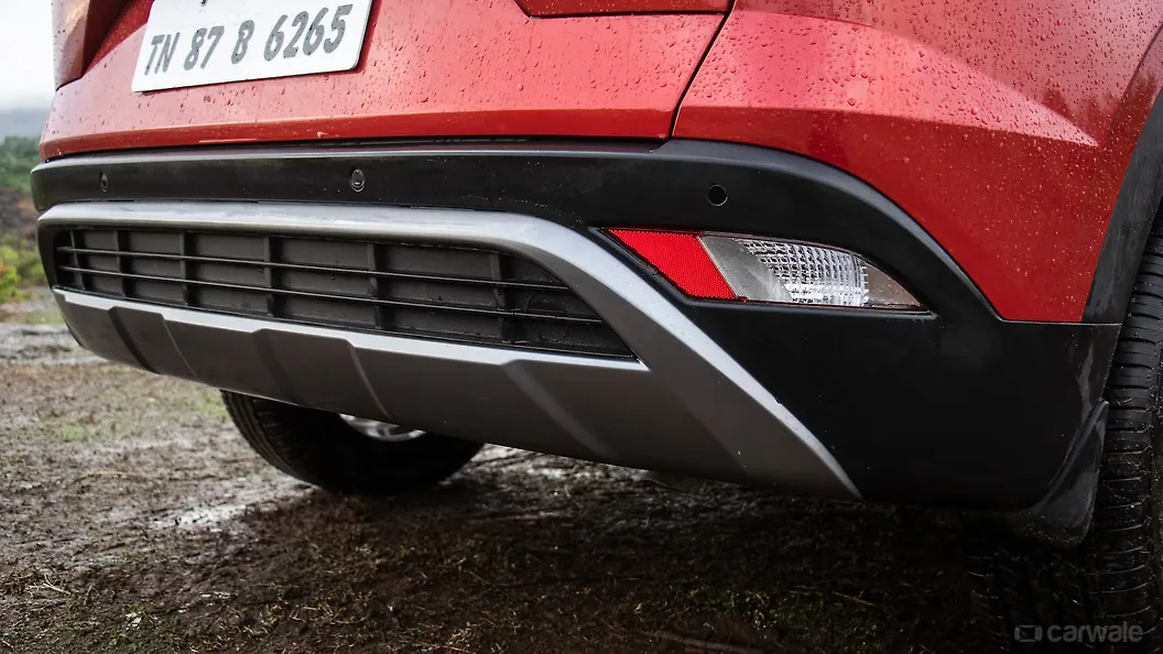Creta Rear Scuff Plates Image, Creta Photos in India - CarWale
