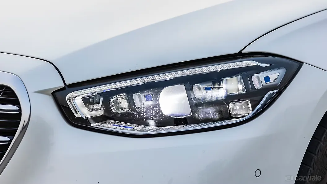 S-Class Headlight Image, S-Class Photos in India - CarWale