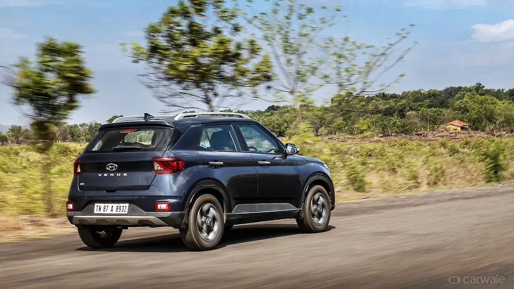 Hyundai Venue Images, Interior & Exterior Photo Gallery - CarWale