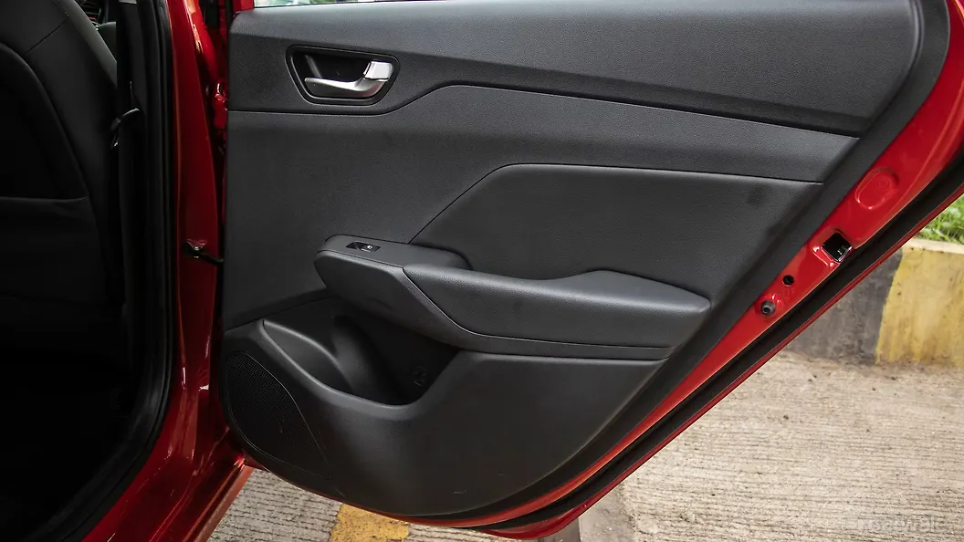 Verna Rear Door Pad Image, Verna Photos in India - CarWale