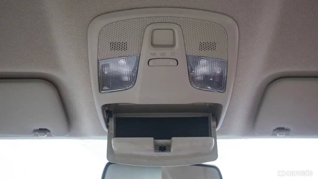 Ciaz Roof Mounted Controls/Sunroof & Cabin Light Controls Image, Ciaz ...