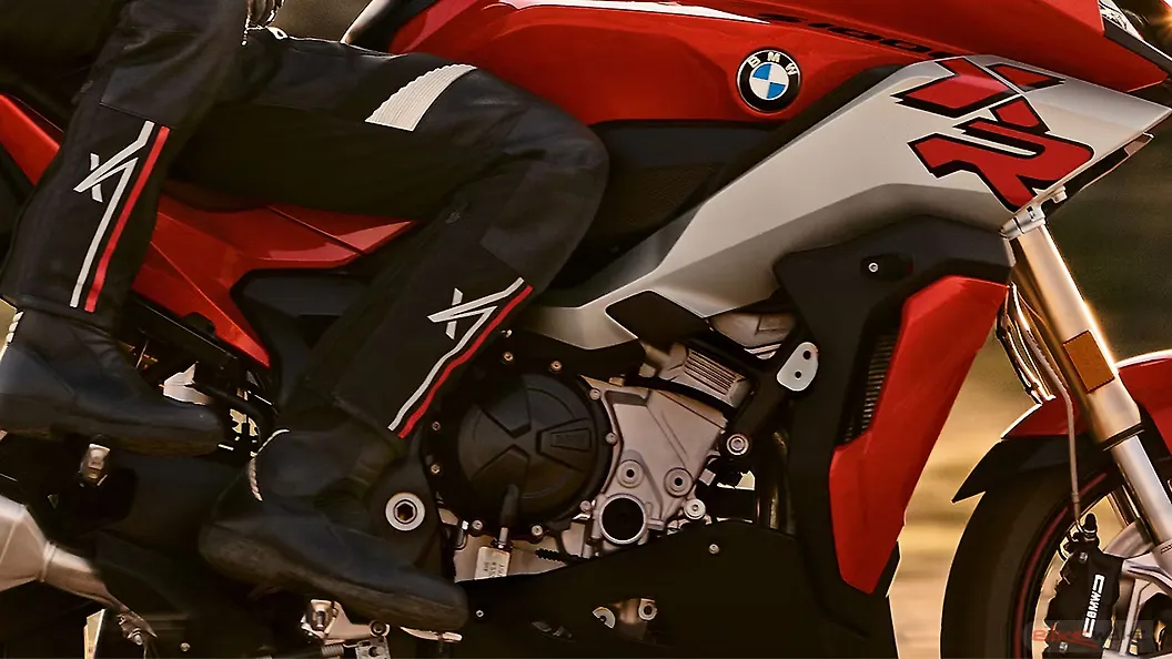 BMW S 1000 XR Front Three-Quarter Image – BikeWale