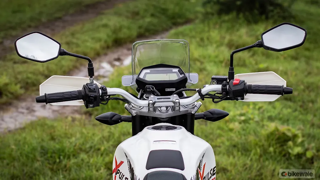 Images of Hero Xpulse 200 | Photos of Xpulse 200 - BikeWale