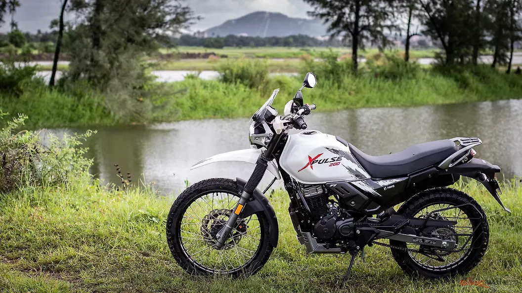 Hero Xpulse 200 Left Front Three Quarter Image – BikeWale