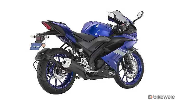 Yamaha YZF R15 V3 Rear Three-Quarter Image – BikeWale