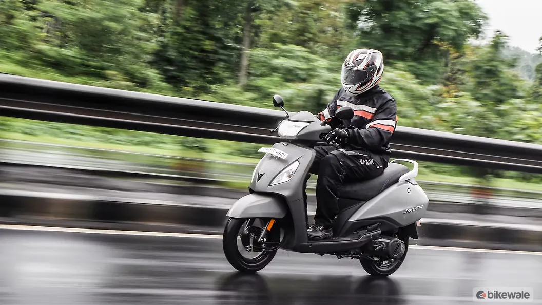 Images of TVS Jupiter | Photos of Jupiter - BikeWale