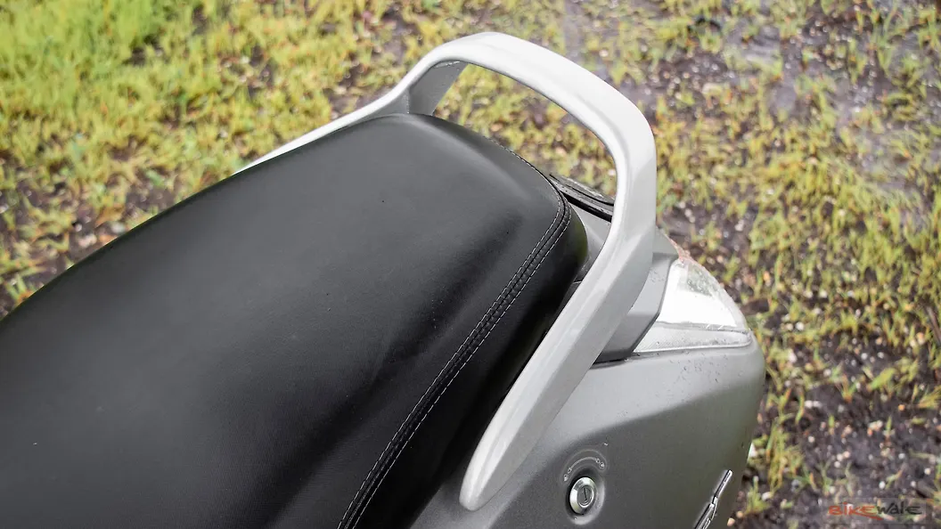 TVS Jupiter Front Brake Lever Image – BikeWale