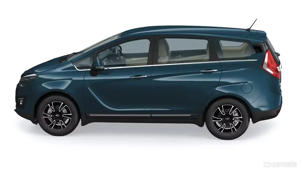 Marazzo Right Front Three Quarter Image, Marazzo Photos in India - CarWale