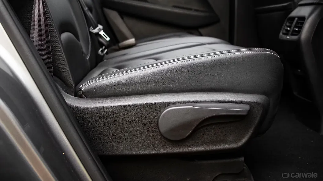 Hector [2019-2021] Rear Seats Image, Hector [2019-2021] Photos in India ...