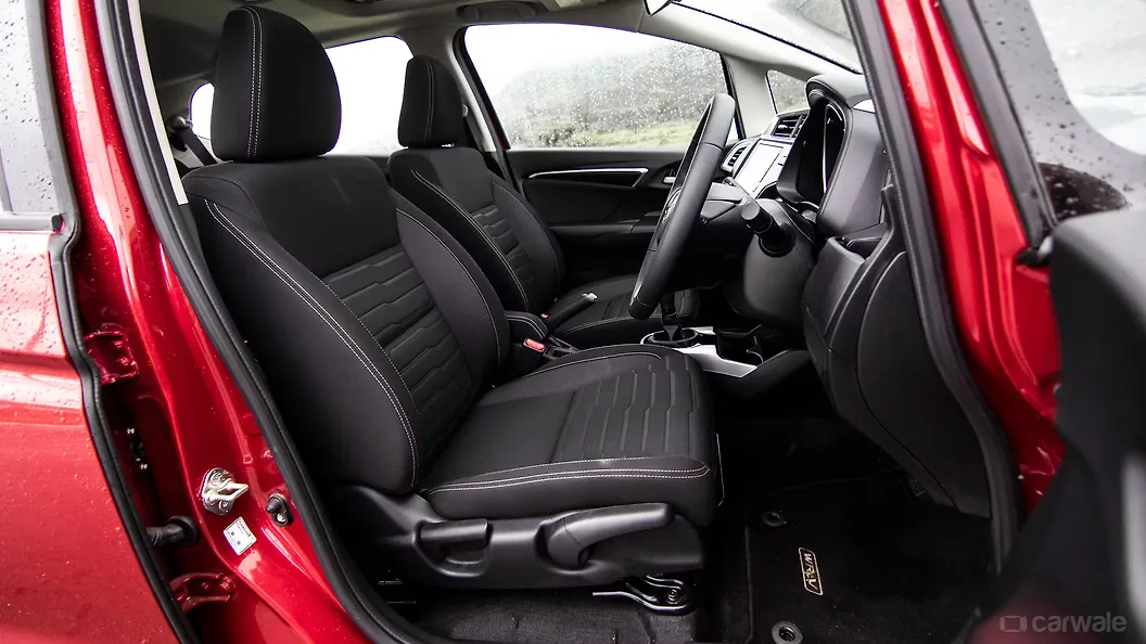 WR-V Front Row Seats Image, WR-V Photos in India - CarWale