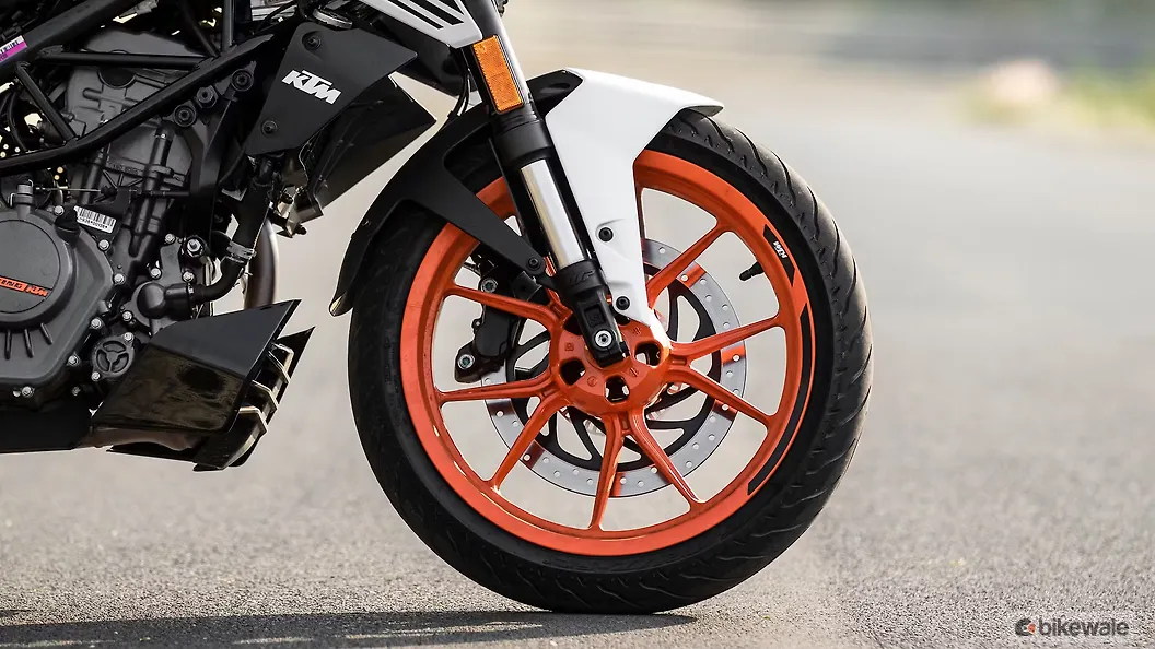 KTM 200 Duke [2021] Front Wheel Image – BikeWale