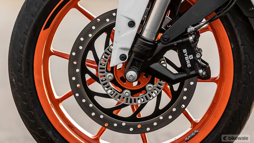 KTM 200 Duke [2021] Front Suspension Image – BikeWale