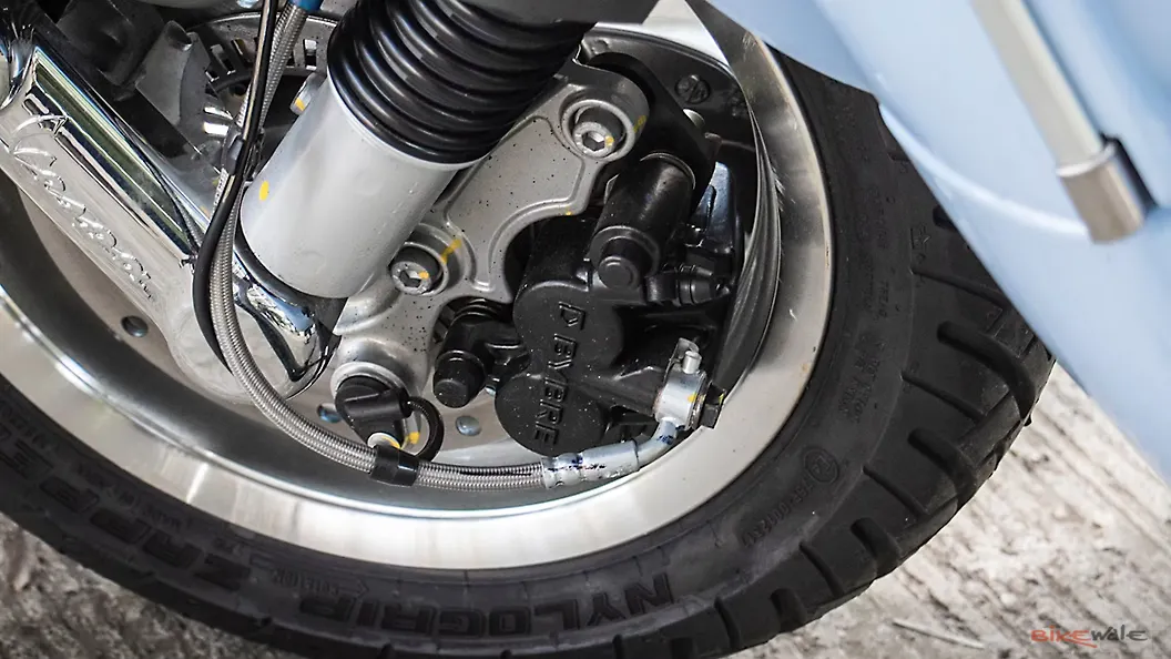 Vespa VXL 150 Front Alloy Wheel Image – BikeWale