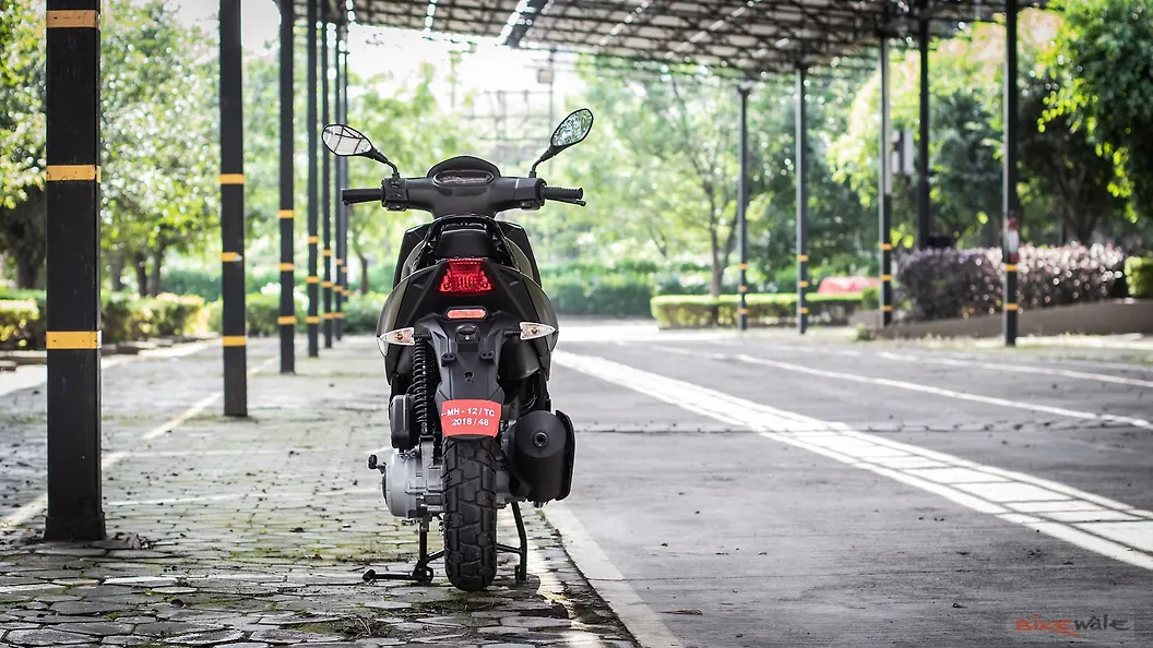 Aprilia Storm 125 Right Rear Three Quarter Image – BikeWale