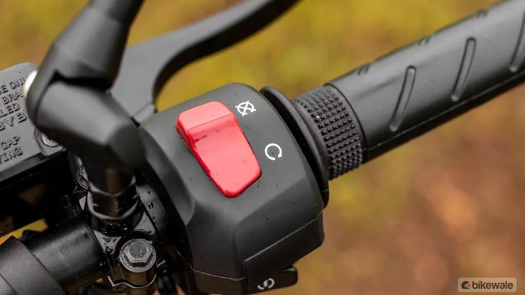 Royal Enfield Classic 350 [2020] Self Start Switch Image – BikeWale
