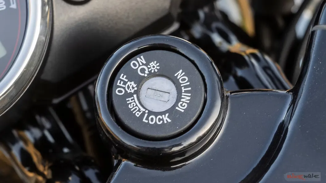 Royal Enfield Continental GT 650 Keyless Ignition Switch Image – BikeWale