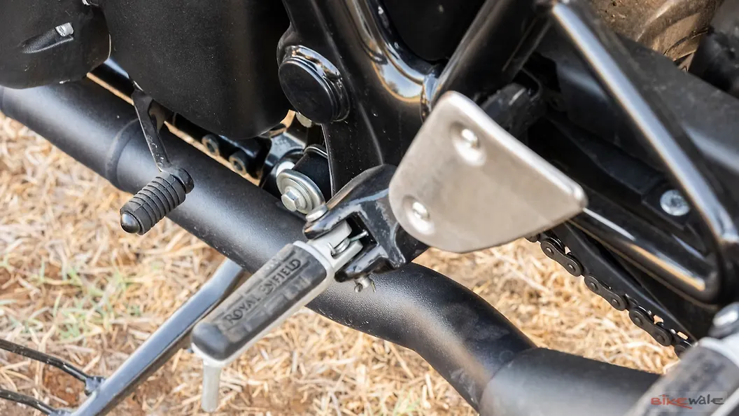 Royal Enfield Continental GT 650 Pillion Footrest Image – BikeWale