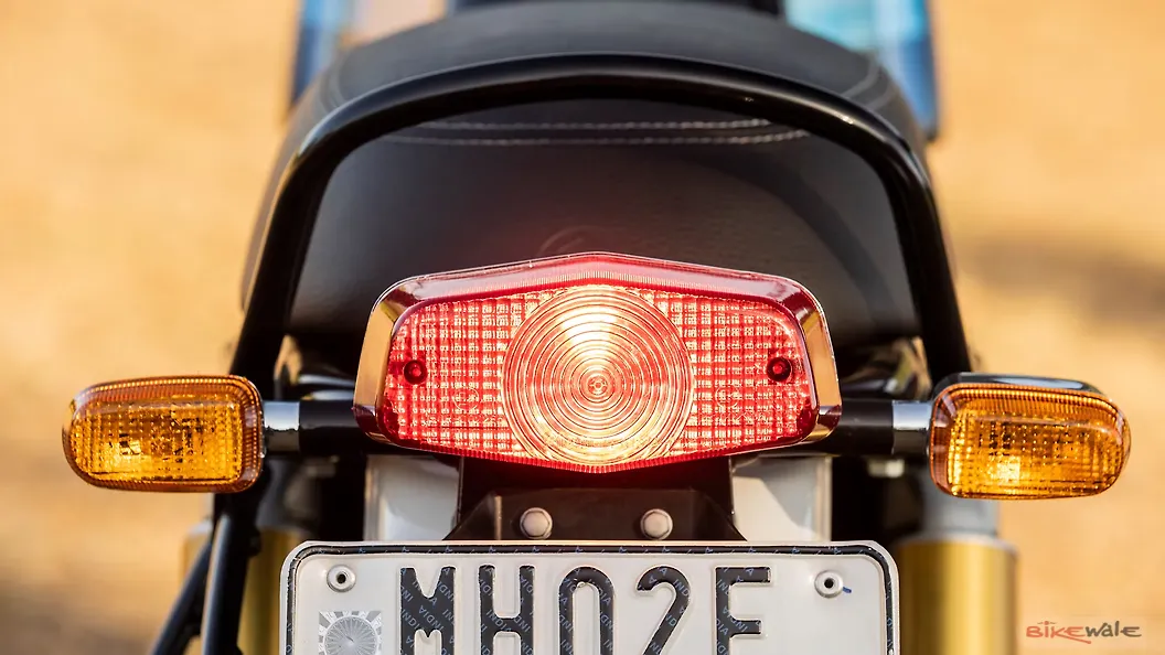 Royal Enfield Continental GT 650 Rear Turn Indicators Image – BikeWale
