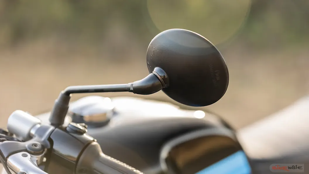 Royal Enfield Continental GT 650 Auxiliary Light Image – BikeWale
