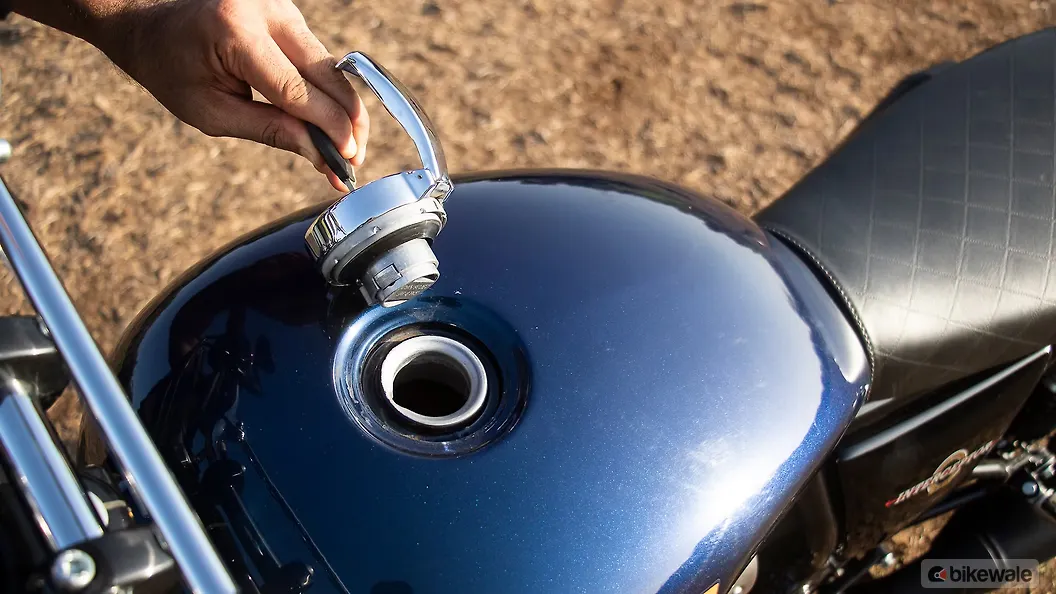 Royal Enfield Interceptor 650 Fuel Tank Image – BikeWale