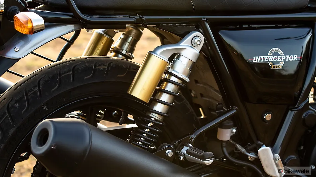 Royal Enfield Interceptor 650 Tool Kit Compartment Image – BikeWale