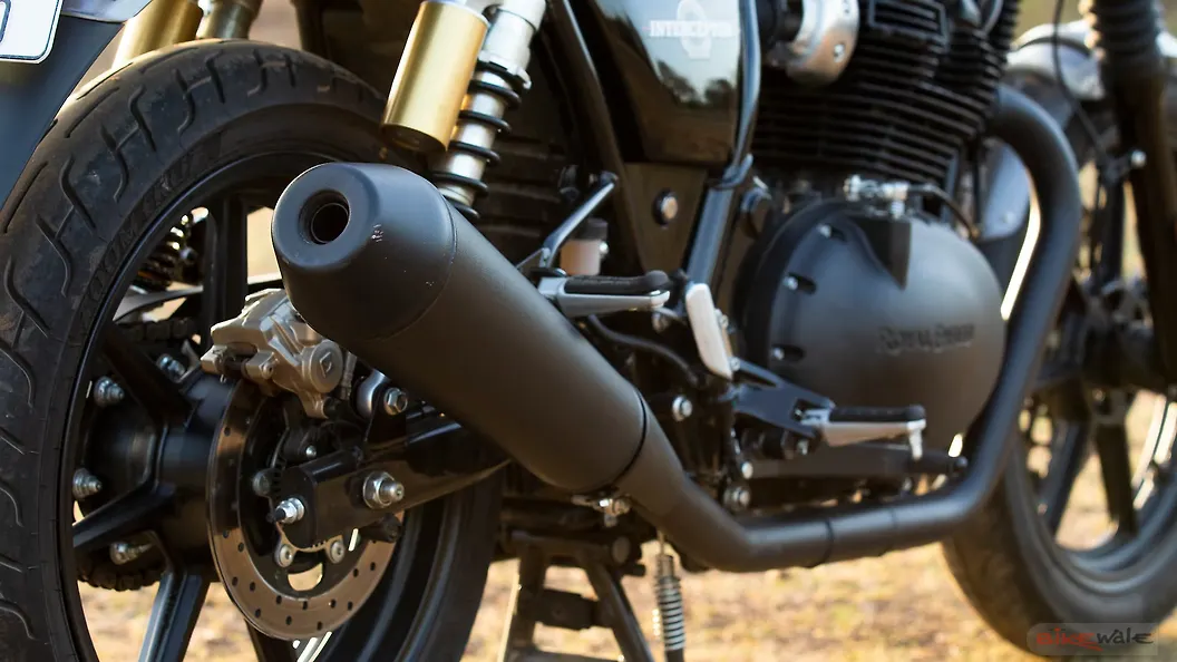 Royal Enfield Interceptor 650 USB Port Image – BikeWale